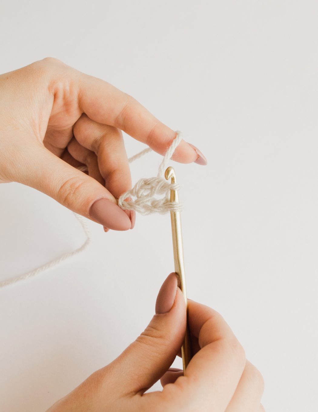 How to Work the Foundation Double Crochet (FDC) Stitch and When to Use ...