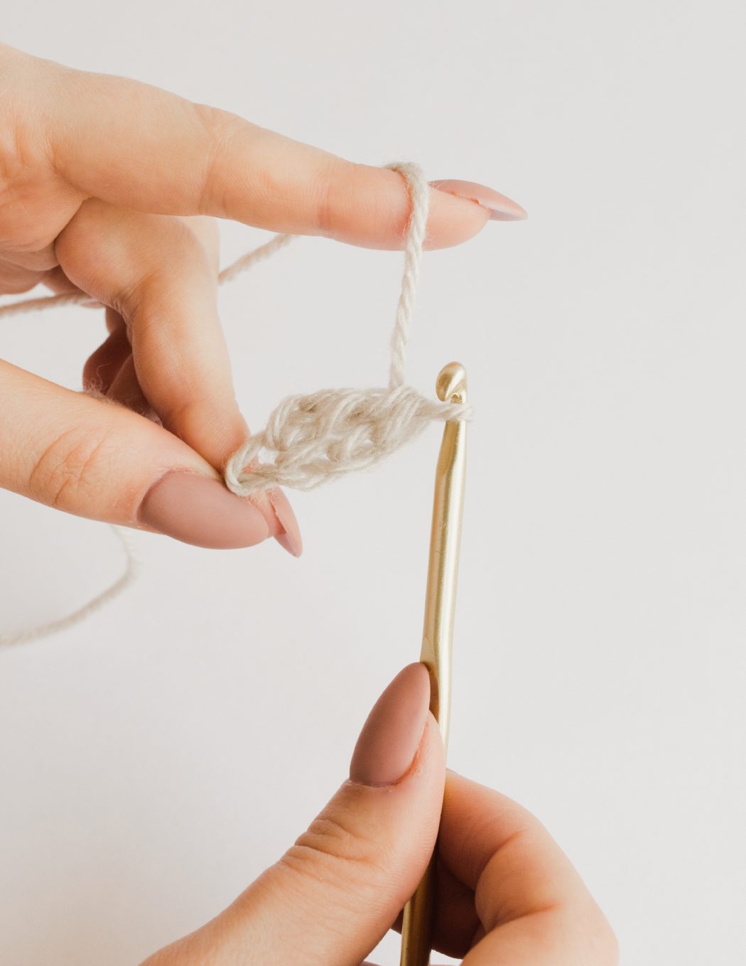 How to Work the Foundation Double Crochet (FDC) Stitch and When to Use ...