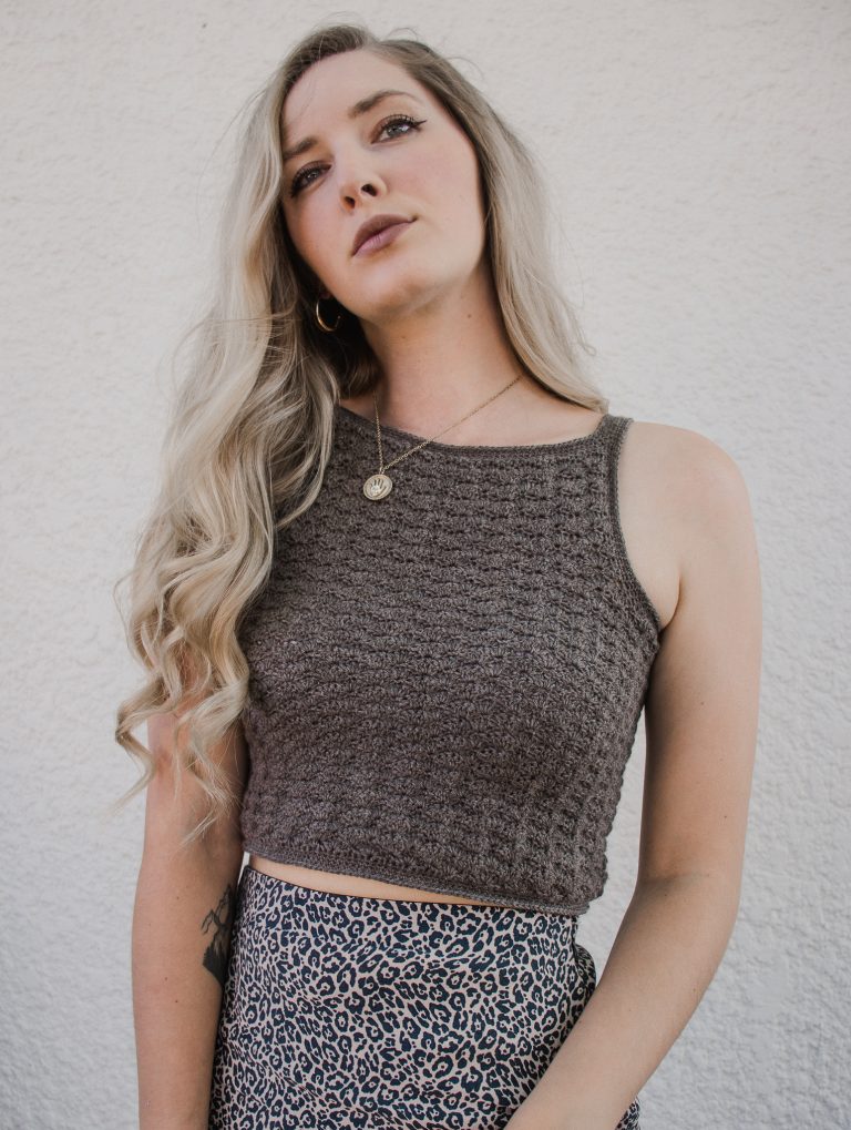 Desert Stroll Tank – [FREE] Shell Stitch Crochet Tank with High Neck ...