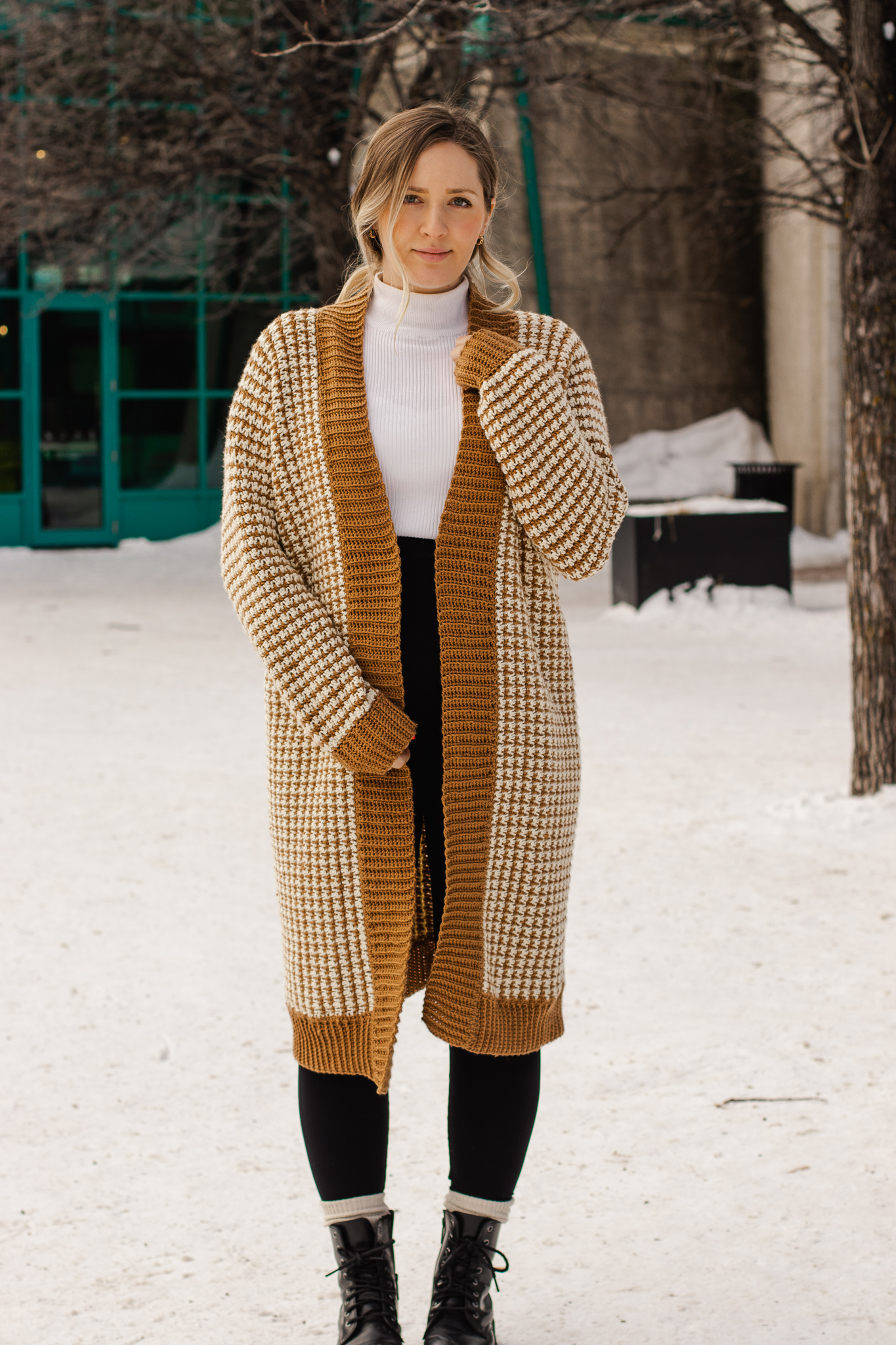 Houndstooth Coatigan – Crochet Pattern for Oversized Bold Duster ...