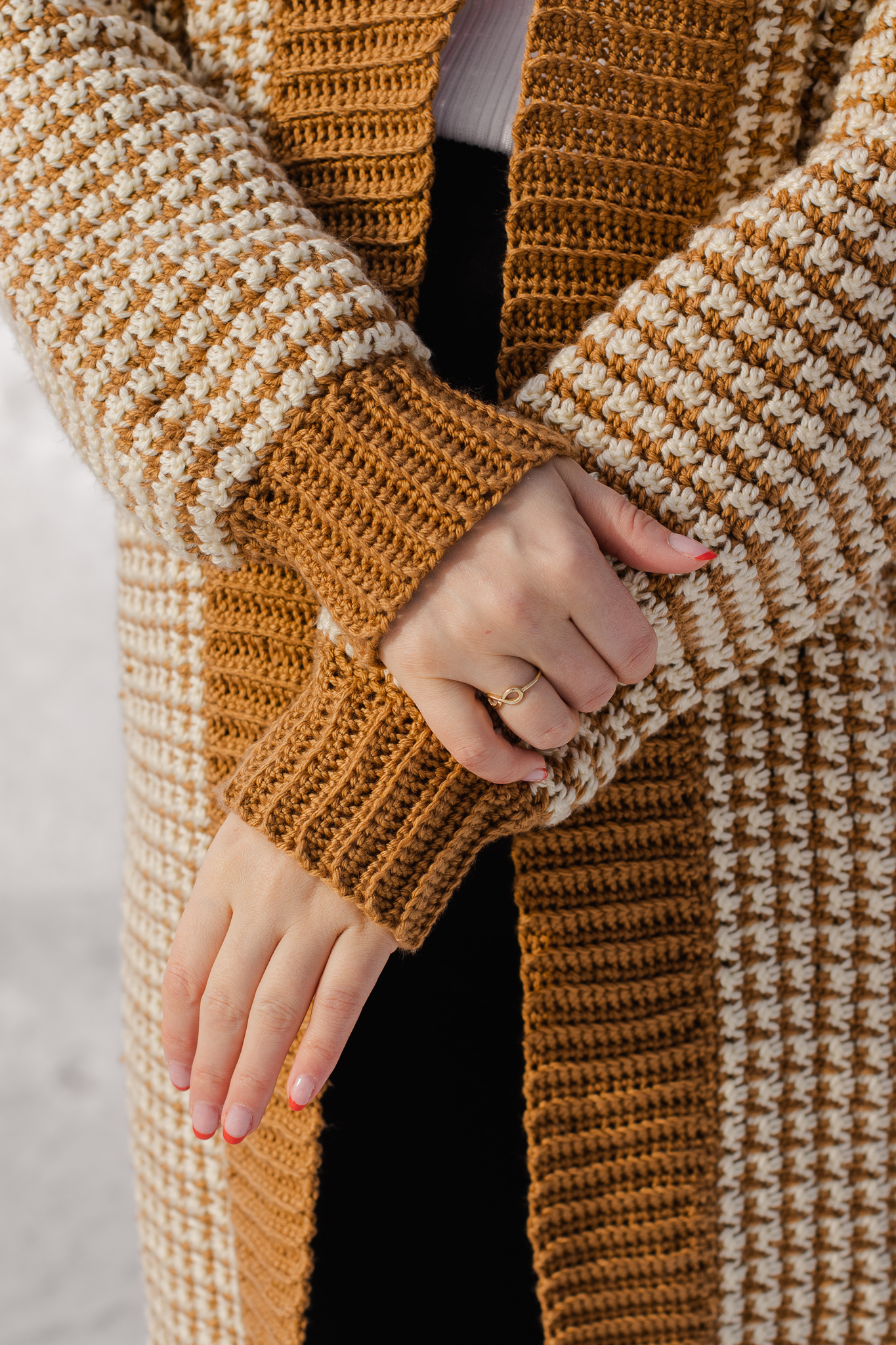 Houndstooth Coatigan – Crochet Pattern for Oversized Bold Duster ...