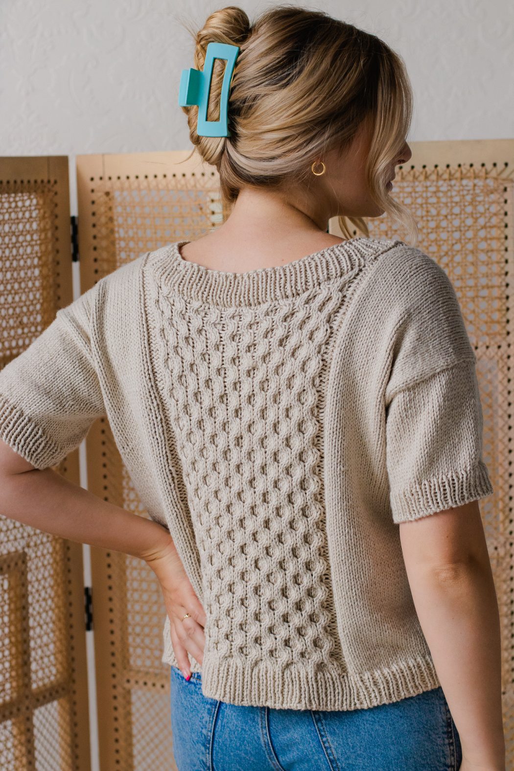 Quail Ridge Tee – Knitting Pattern for V-Neck Boxy Tee with Honeycomb ...