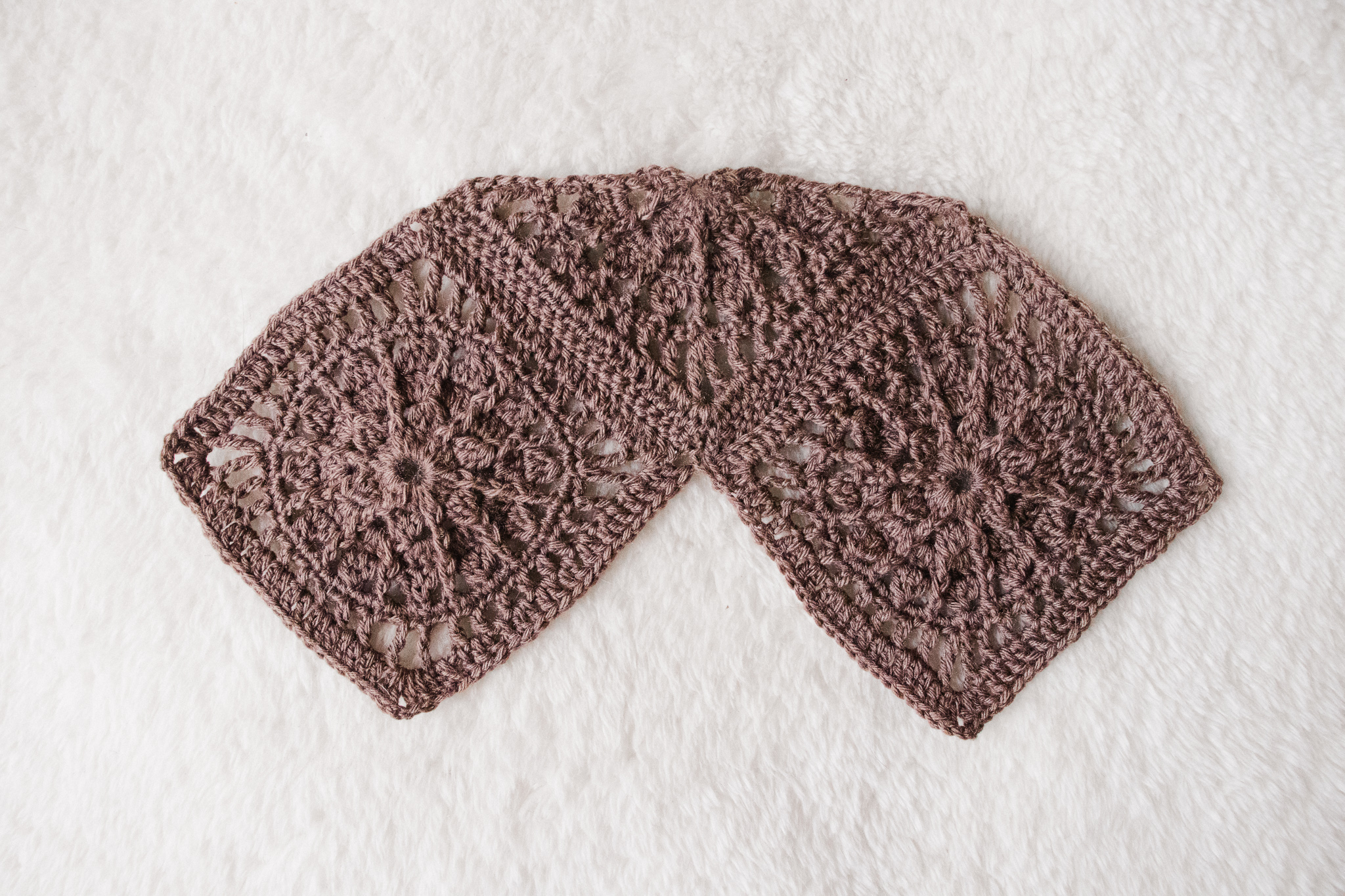 Clifton Granny Cowl – Textured Granny Square Cowl in Fingering Weight ...